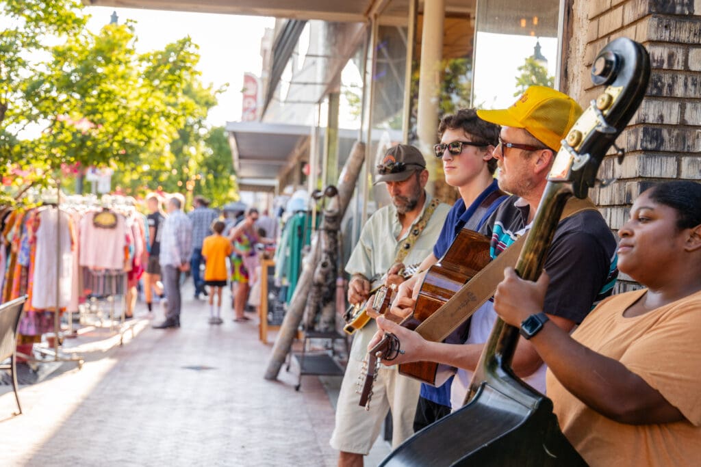 Third Thursdays - Downtown Manhattan Inc.